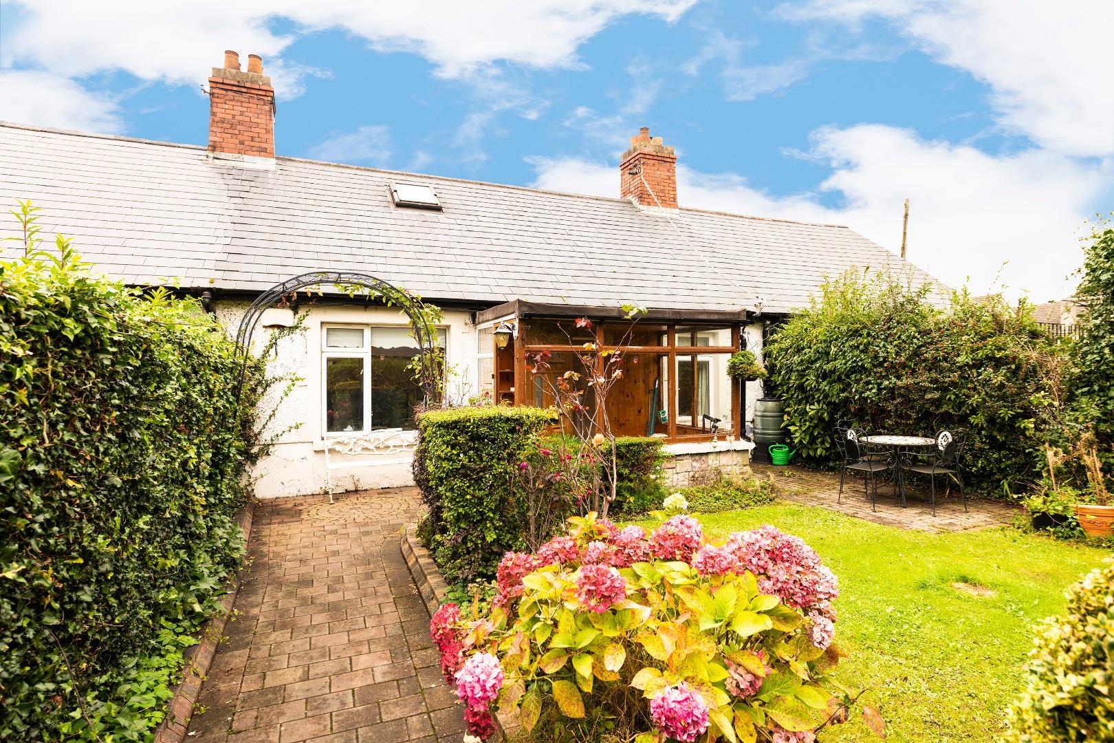 Property in 7, Stradbrook Gardens, Blackrock, A94X4D6