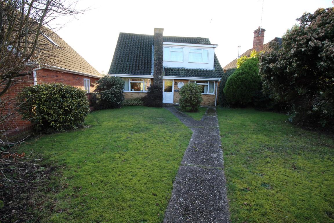 Property in Norcot Road, Tilehurst, Reading, Berkshire, RG30 6BT